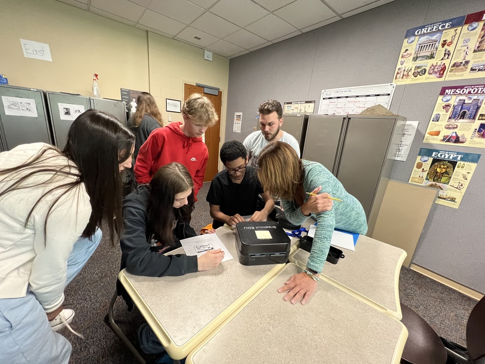 RFA Global Studies Students Think Outside the Box | Rome Free Academy